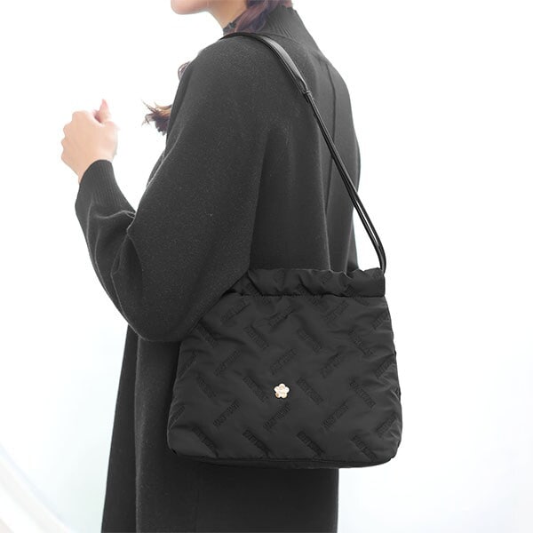 マリークワント（MARY QUANT）/バイアスロゴ刺繍 ミニトート