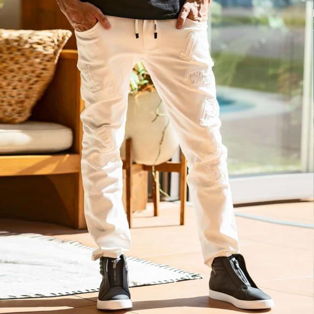 ウノピゥウノウグァーレトレ リラックス/1PIU1UGUALE3 RELAXロゴアップリケデニムパンツ