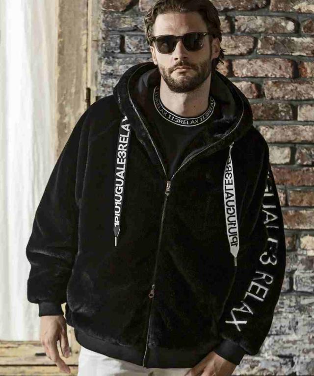 ウノピゥウノウグァーレトレ リラックス（1PIU1UGUALE3 RELAX）/1PIU1UGUALE3 RELAX ワイドスピンドル袖ロゴファーブルゾン