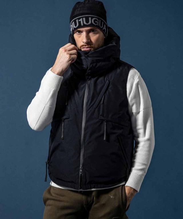 ウノピゥウノウグァーレトレ リラックス（1PIU1UGUALE3 RELAX）/1PIU1UGUALE3 RELAX × +phenixスタンドネックダウンベスト