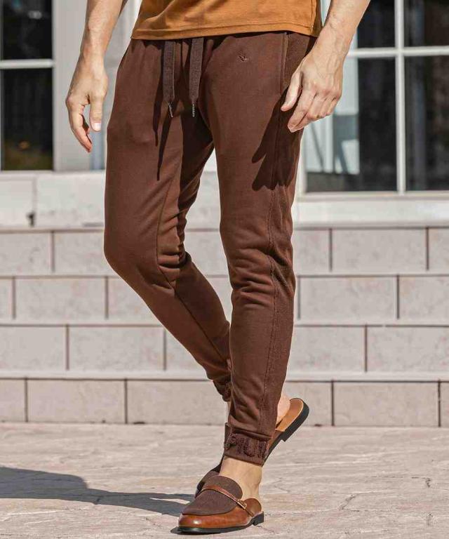 ウノピゥウノウグァーレトレ リラックス（1PIU1UGUALE3 RELAX）/1PIU1UGUALE3 RELAX サガラ刺繍リブロゴスウェットジョガーパンツ