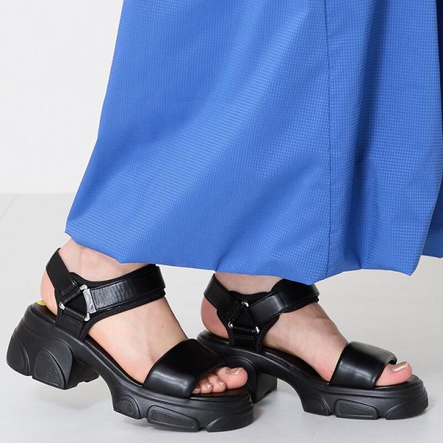 オリエンタルトラフィック（ORiental TRaffic）/パデットストラップ厚底ヒールサンダル/51207