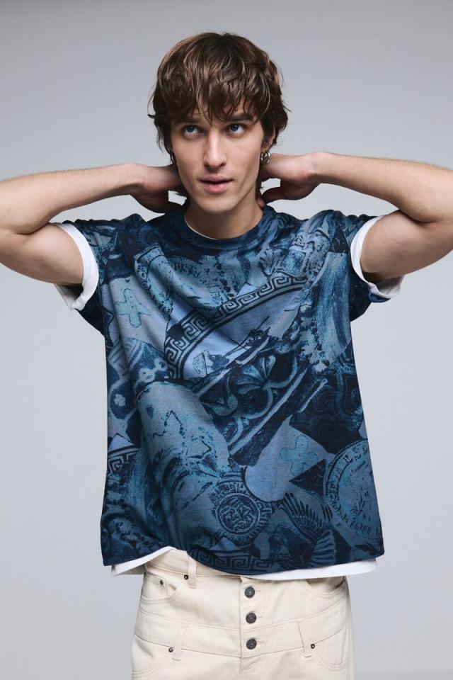 【NEW】デシグアル（Desigual）/【5サイズ展開】モザイク柄半袖Tシャツ 2026SS 新作