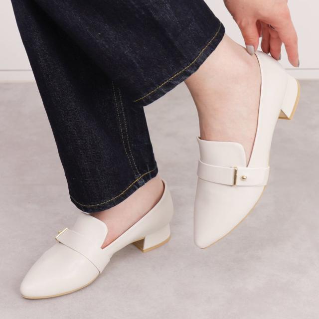 アルテミス by ダイアナ（artemis by DIANA）/ベルトアクセント　メタルパーツヒールローファー