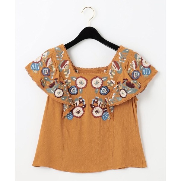 グレースコンチネンタル（GRACE CONTINENTAL）/エンブロイダリーフリルトップ