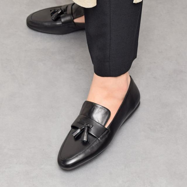 ファビオ ルスコーニ（FABIO RUSCONI）/FABIO RUSCONI◆0．8cmヒール◆フラットヒールタッセルローファー