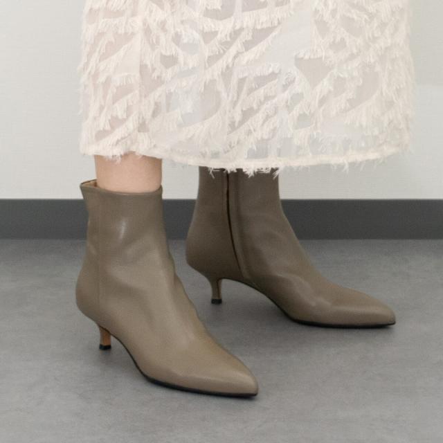 ファビオ ルスコーニ（FABIO RUSCONI）/Fabio Rusconi◆4．5cmヒール◆ポインテッドトウプレーンショートブーツ