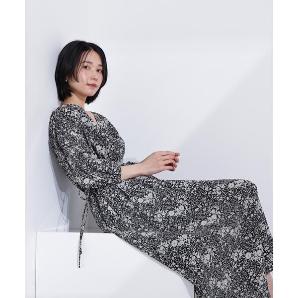 エヌ ナチュラルビューティーベーシック（N．Natural Beauty Basic*）/カシュクールフラワープリントワンピース