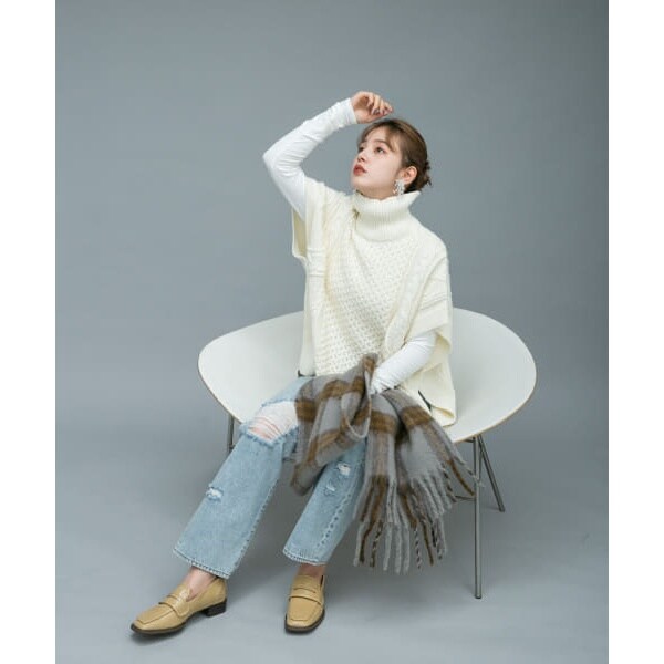 KBF（KBF）/ケーブルニットポンチョの通販はau PAY マーケット - Brand Square by OIOI （ブランドスクエアbyマルイ） | au PAY マーケット－通販サイト