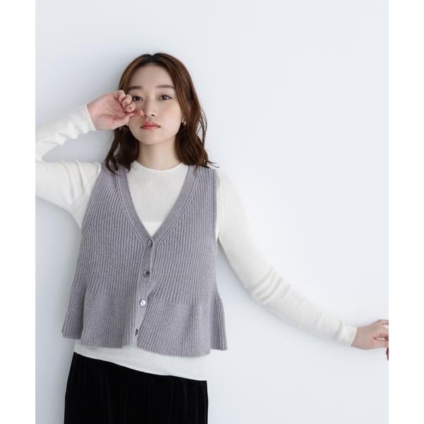 ナチュラルビューティーベーシック（NATURAL BEAUTY BASIC）/ペプラムベスト＆リブニット