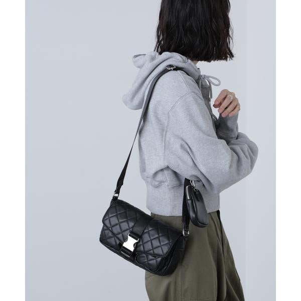 フリーズマート（Free’s Mart）/センターフラップバッグ