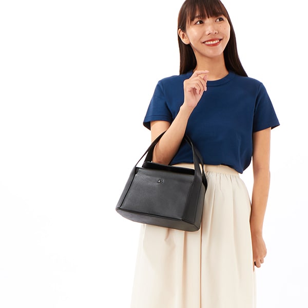 キタムラK2（Kitamura K2）/牛革ハンドバッグ