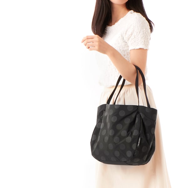 ザ キューブ オブ エフ（the cube of ef）/【ザ キューブ オブ エフ】クル　手提げバッグ