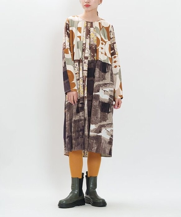 アズノゥアズドゥバズ（as know as de base）/親戚３プリントタックＯＰ