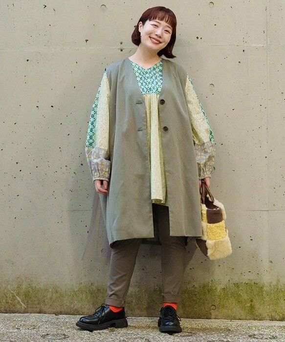 アズノゥアズオオラカ（AS KNOW AS olaca）/【大きいサイズ】全方位型ジレー