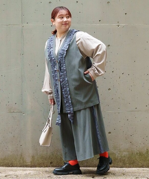 アズノゥアズオオラカ（AS KNOW AS olaca）/【大きいサイズ】シマシマフリフリジレー