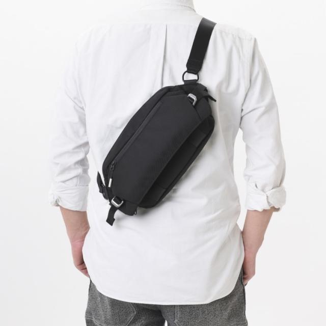 ace．（ace．）/ショルダーバッグ ボディバッグ 8．0インチ タブレット対応 撥水 クロスリングCB 68021