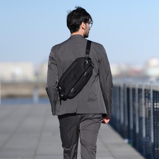 ace．（ace．）/ショルダーバッグ ボディバッグ 10．1インチ タブレット対応 撥水 クロスリングCB 68022