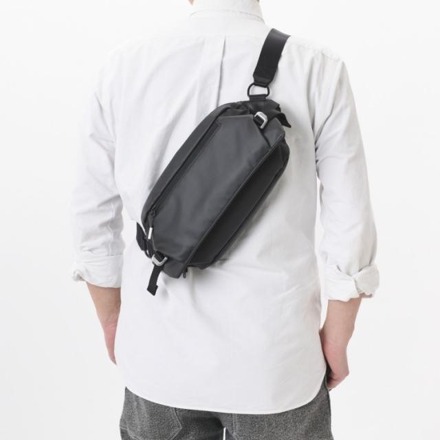 ace．（ace．）/ショルダーバッグ ボディバッグ 8．0インチ タブレット 抗菌 撥水 クロスリングV 68031