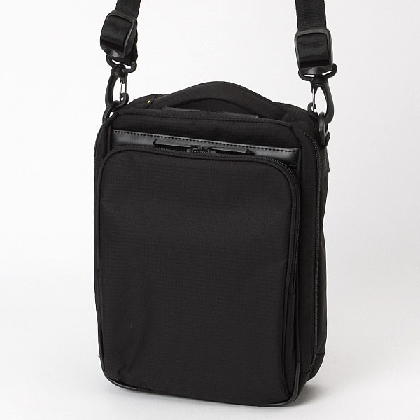 エース（ace．）/ace．GENE ショルダーバッグ 縦型