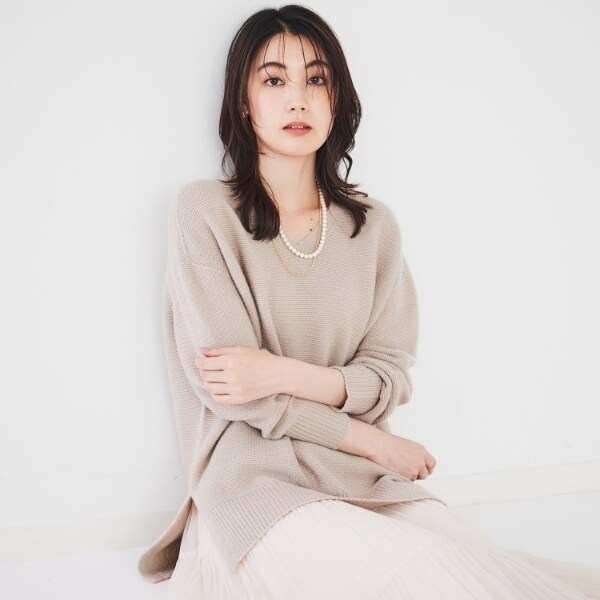 アンタイトル（UNTITLED）/【体型カバー日本製洗える】ウールシルクカシミヤミックス Vネックプルオーバーニット