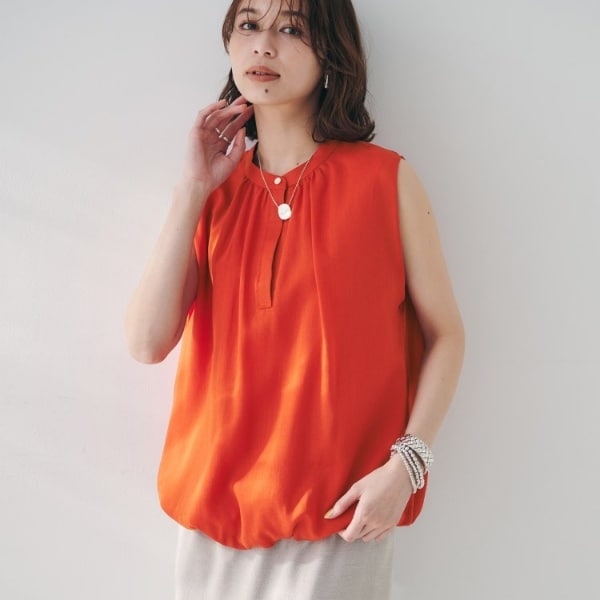 アンタイトル（UNTITLED）/【シアーバンドカラー】バルーンヘムノースリーブブラウス