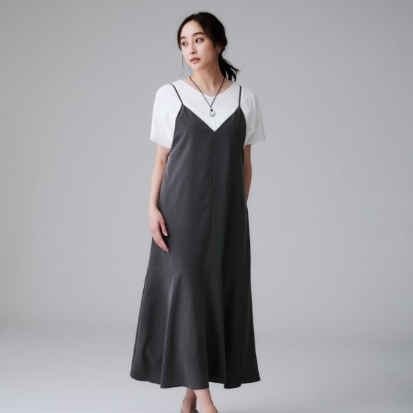 アンタイトル（UNTITLED）/【洗える肩紐調節可能】パウダーキャミワンピース