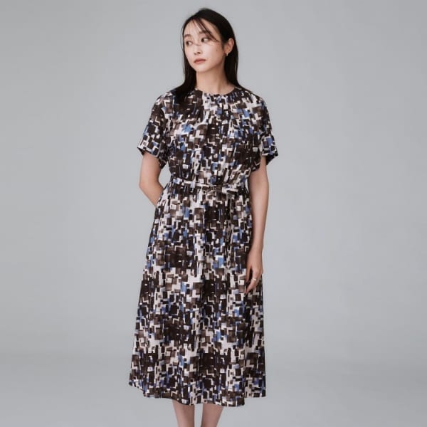 アンタイトル（UNTITLED）/【洗える前開きボタンベルト付】ブロック柄ワンピース