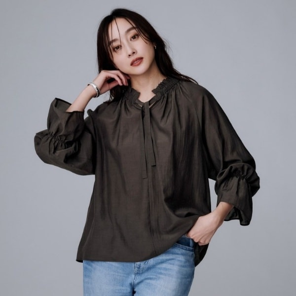 アンタイトル（UNTITLED）/【キャンディスリーブエレガント】フリルギャザーネックブラウス