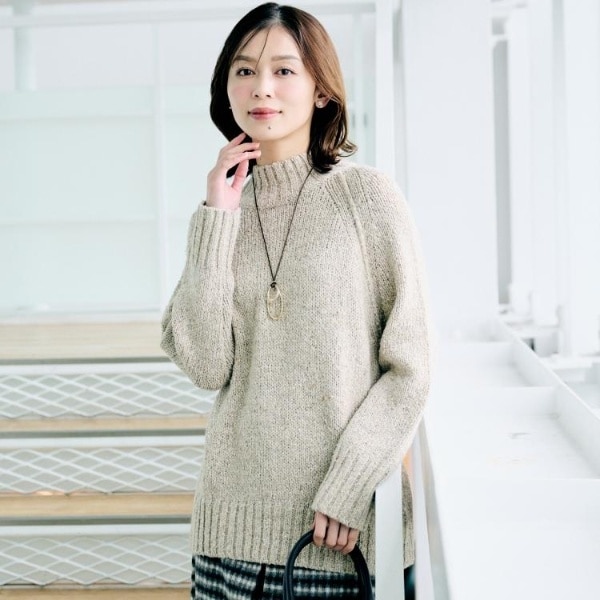 アンタイトル（UNTITLED）/【ゆったりサイズ】シルクネップ　ボトルネックニット
