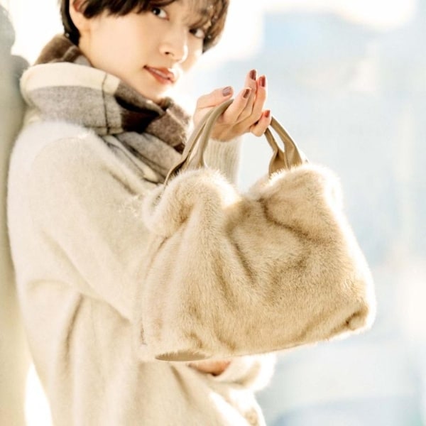 アンタイトル（UNTITLED）/ミニフェイクファーショルダー