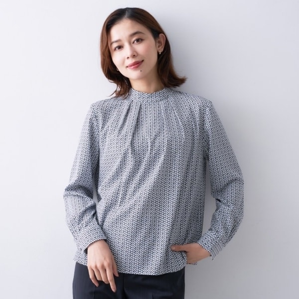 アンタイトル（UNTITLED）/【きれいめお仕事着】ジオメトリック ハイネックブラウス