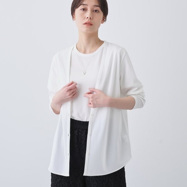 インディヴィ（INDIVI）/【日本製／トリアセテート】ラウンドヘムカーディガン