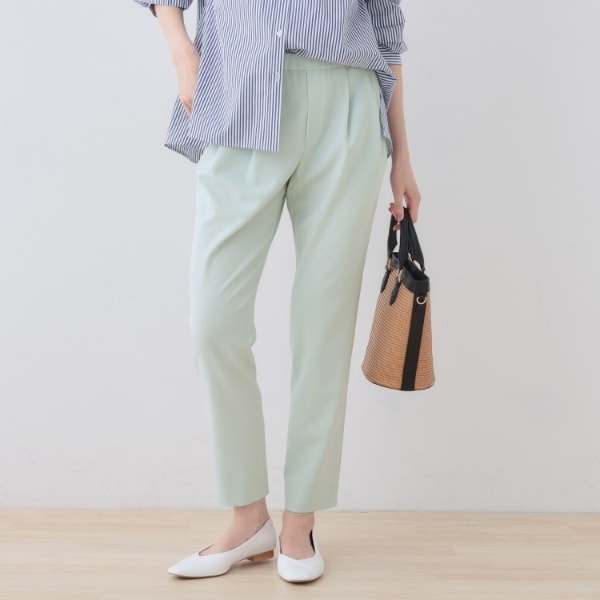 インディヴィ（INDIVI）/【洗える／ストレッチ】タックテーパードパンツ