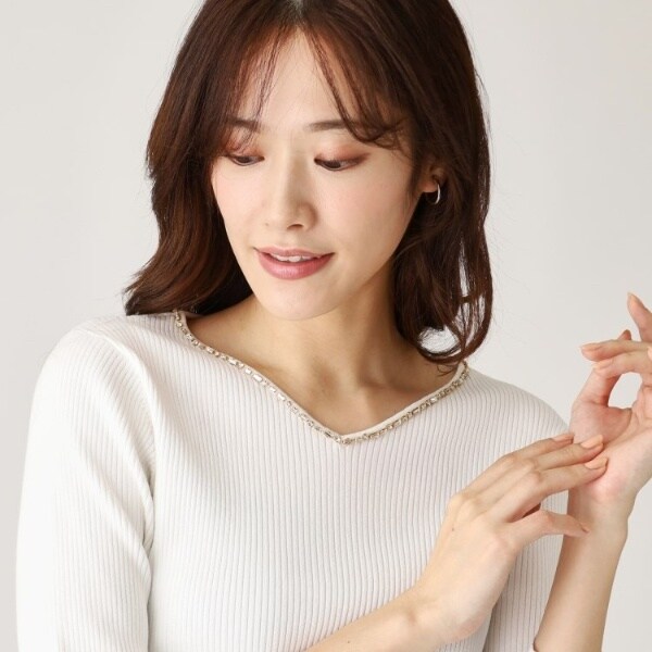 クード シャンス（COUP DE CHANCE）/【洗える】ビジューリブニットトップス