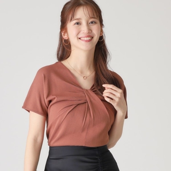 クード シャンス（COUP DE CHANCE）/【洗える】捻りデザインのニットトップス