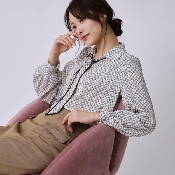 クード シャンス（COUP DE CHANCE）/【手洗い可／ボウタイ取外し可】配色パイピングボウブラウス