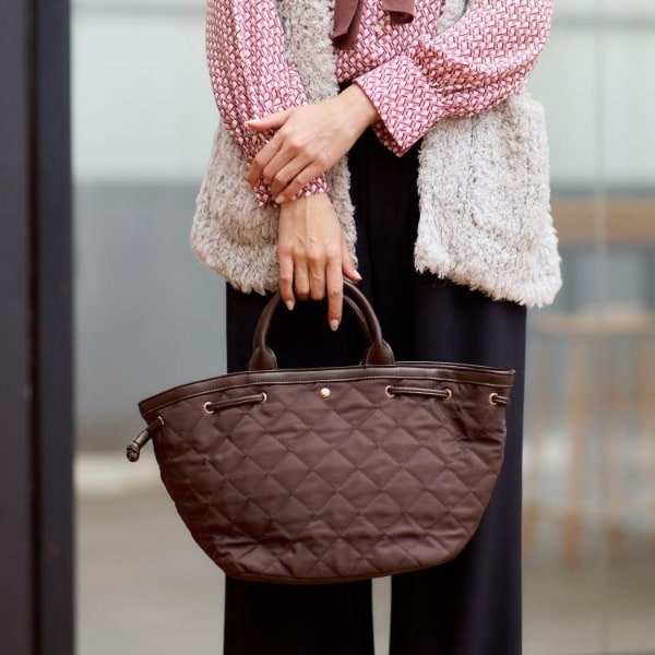 リフレクト（Reflect）/【ショルダー付き／コーディネートのアクセントに◎】キルティングバッグ