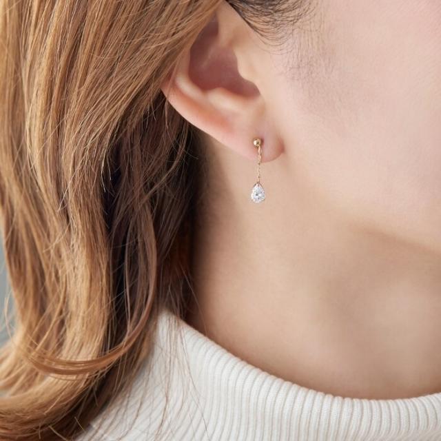 フィービィー（Phoebe）/【K10】ドロップビジューイヤリング／BOX＆ショッパーつきの通販はau PAY マーケット - Brand Square by OIOI （ブランドスクエアby ...