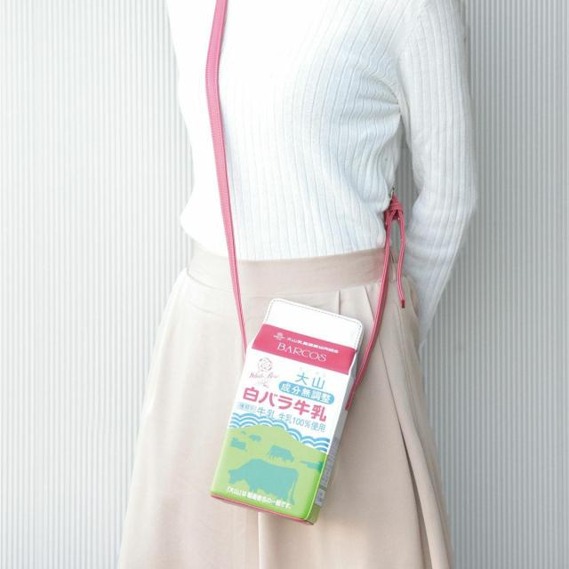 バルコス（BARCOS）/【BARCOS/バルコス】白バラ牛乳ポシェット