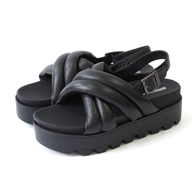 ミネトンカ（MINNETONKA）/クロスベルトパデッドサンダル 23M03 クロスサンダル パフィーサンダル 厚底