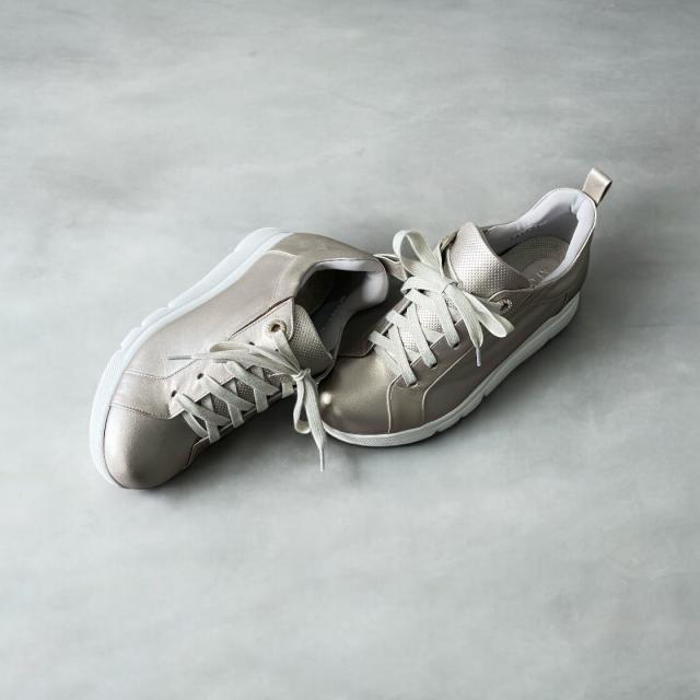 モネ（Monet）/【25春夏新作】【241534】厚底ソールスニーカー