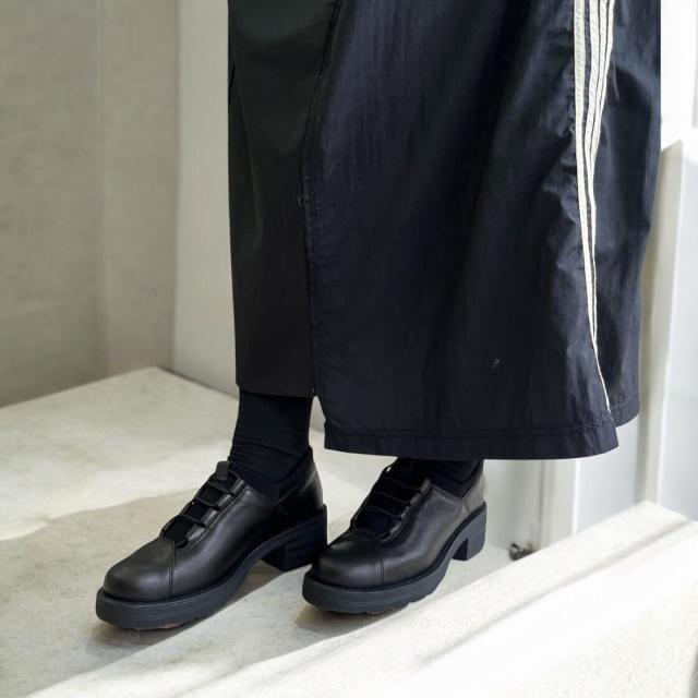 モネ（Monet）/【25秋冬新作】【4E幅広/超軽量】ソフトレザー フラットシューズ / オブリークトゥ スリップイン