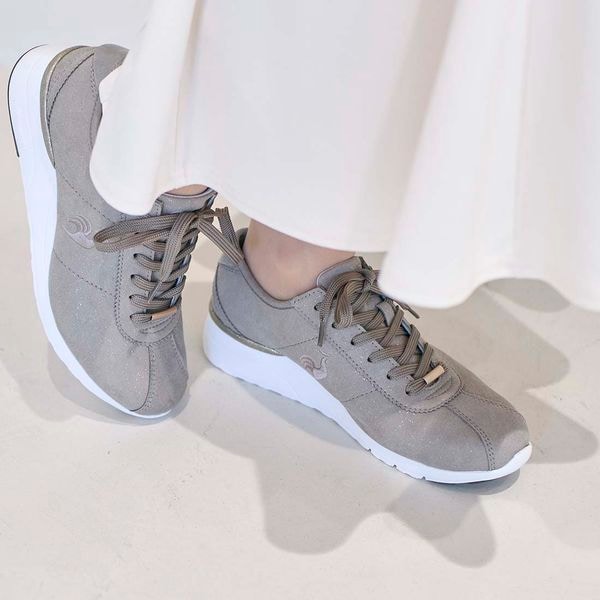 リズ・ラフィーネ（Riz raffinee）/【le coq sportif×Riz raffinee】ヒールアップ厚底スニーカー