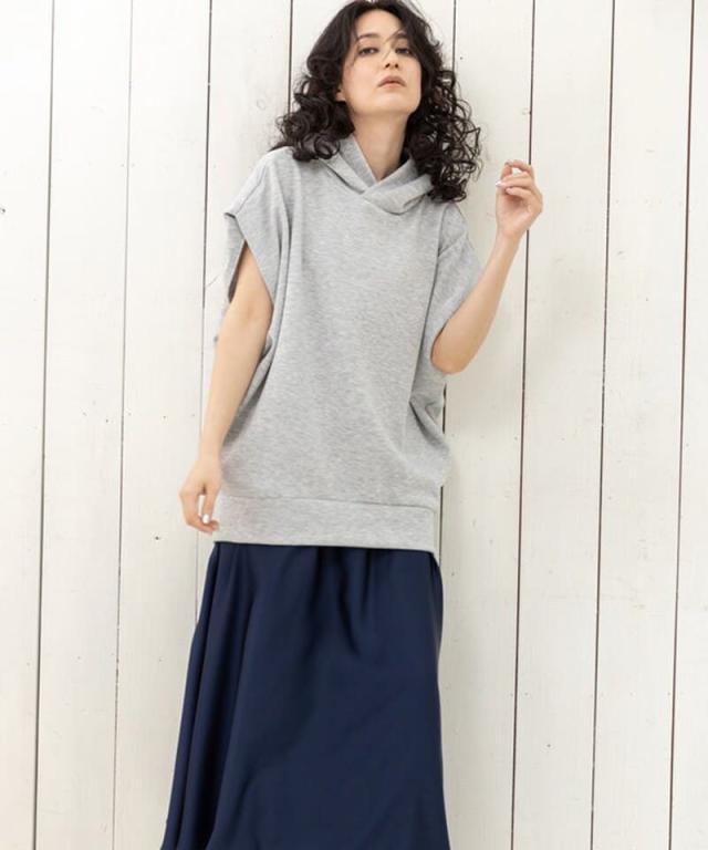 オズモーシス（OSMOSIS）/フレアーヘム切替フードワンピース