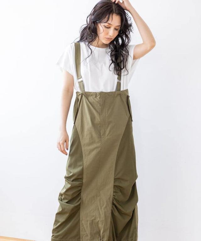 オズモーシス（OSMOSIS）/サスペンダー付ミリタリースカート