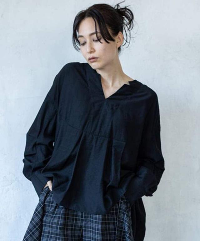 オズモーシス（OSMOSIS）/タックブラウス