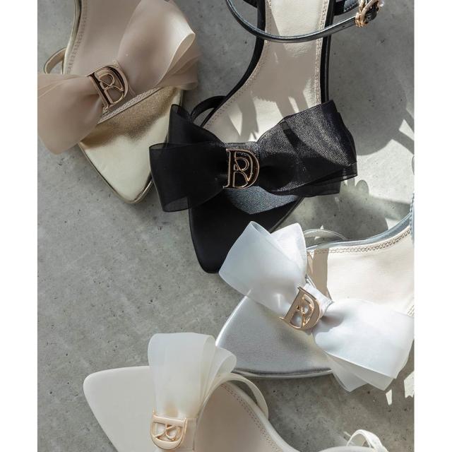 ランダ（RANDA）/【22．5−25．5】ポインテッドトゥリボンサンダル