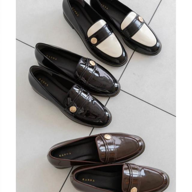 ランダ（RANDA）/＜25秋冬新作＞【22．5−25．5】晴雨兼用 モノグラムパーツローファーシューズ