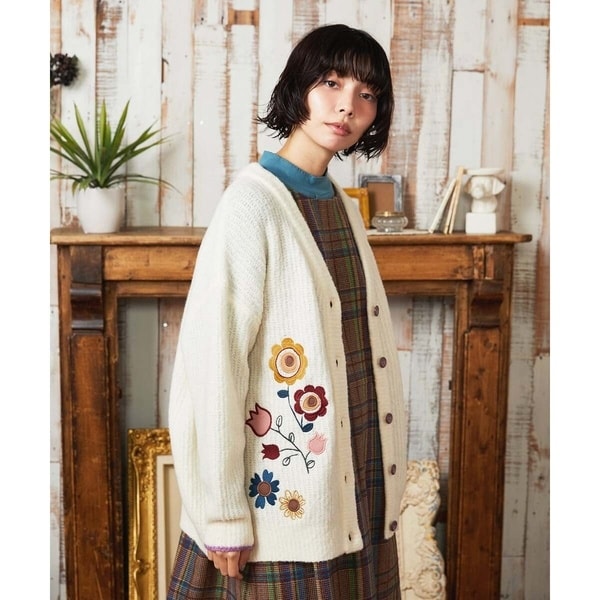 ホコモモラ（JOCOMOMOLA）/Calle de Bordadores フラワーモチーフニットカーディガン